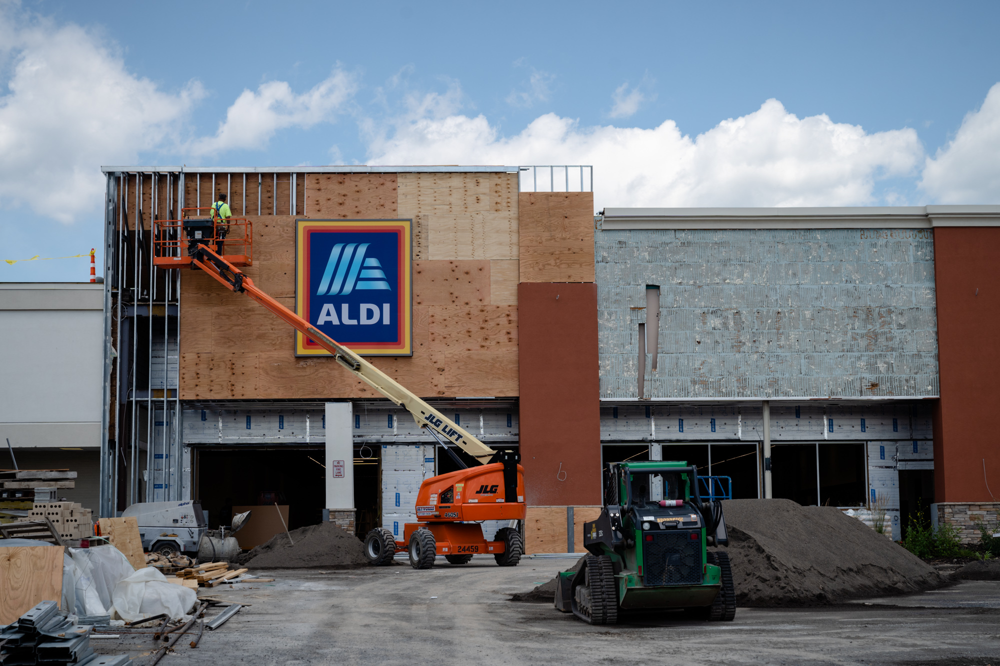 New Aldi grocery coming to Cayuga Shopping Center this fall - The ...