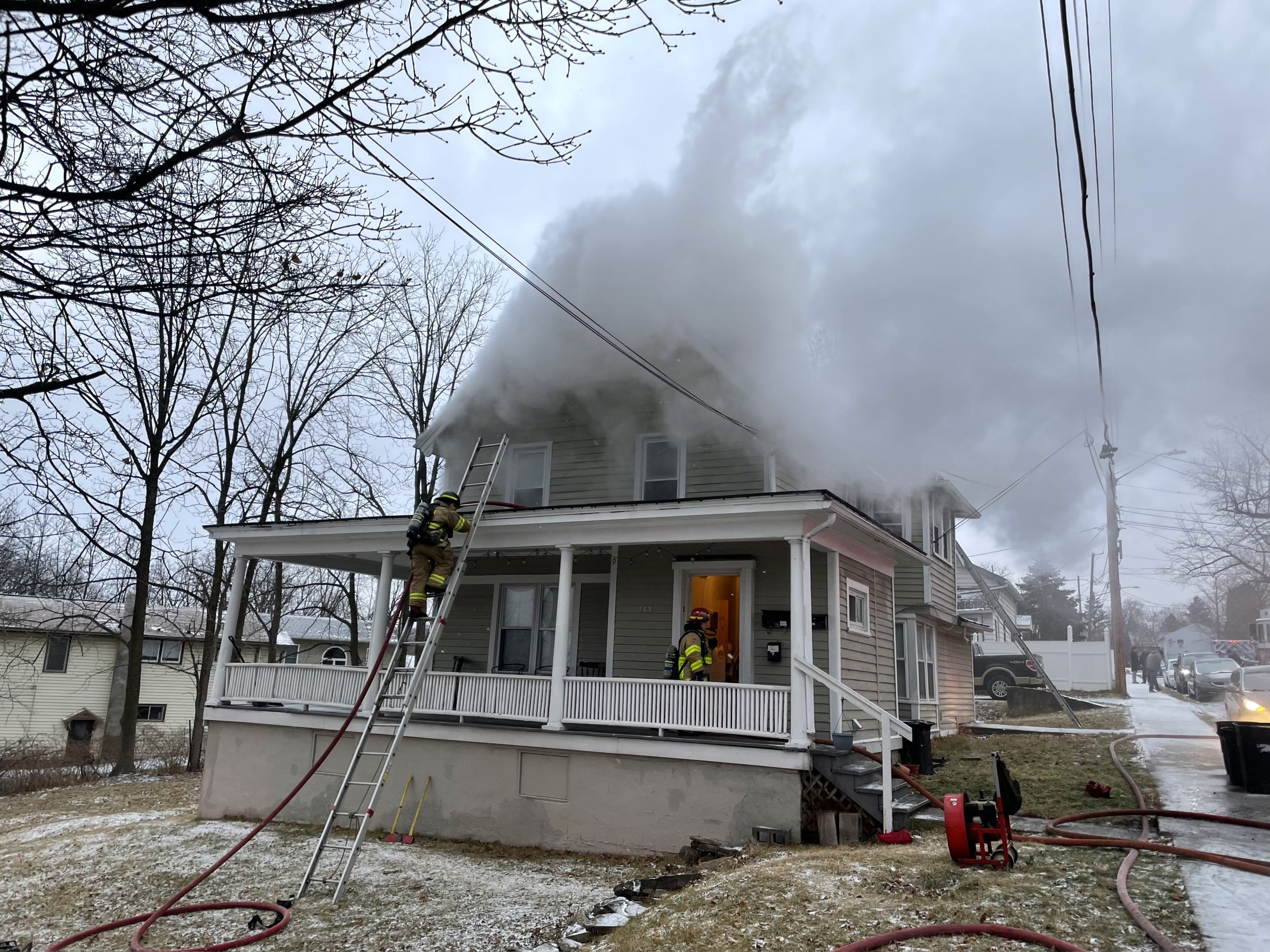 IFD extinguishes house fire on South Hill - The Ithaca Voice