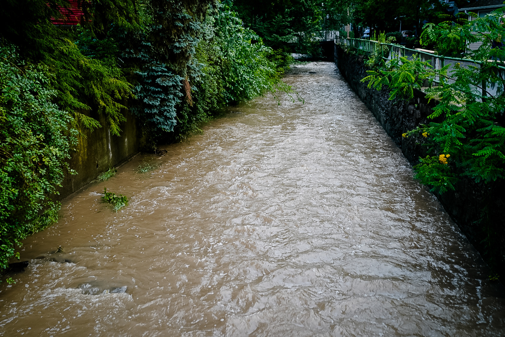 Update: Videos, pictures from inside Monday's damaging storm - The ...