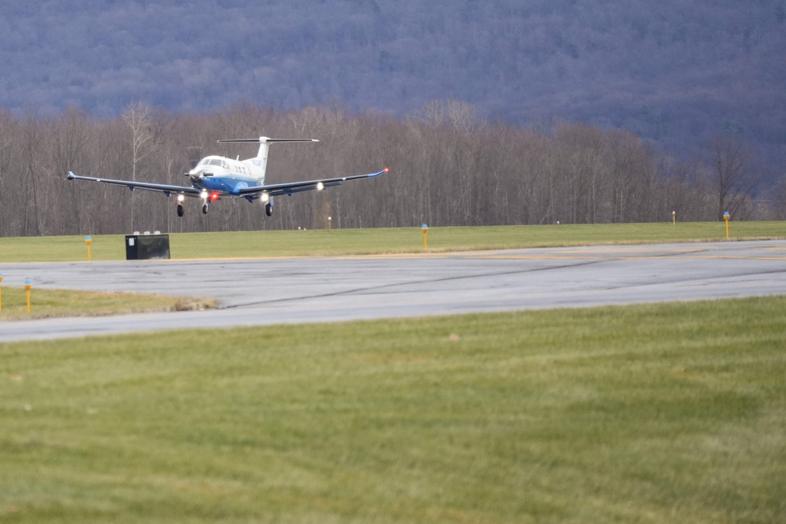 Ithaca airport adding new daily route to D.C., dropping Newark flights ...