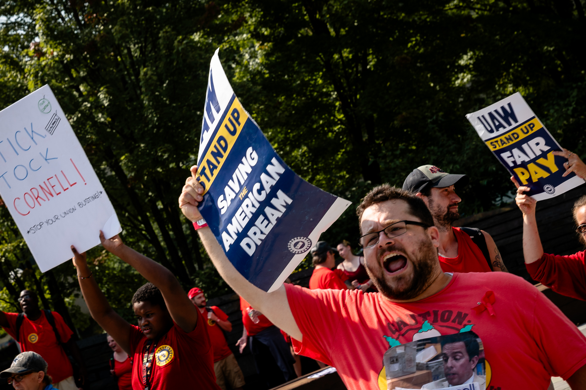 UAW sets move-in day “deadline” for strike amid tense contract ...